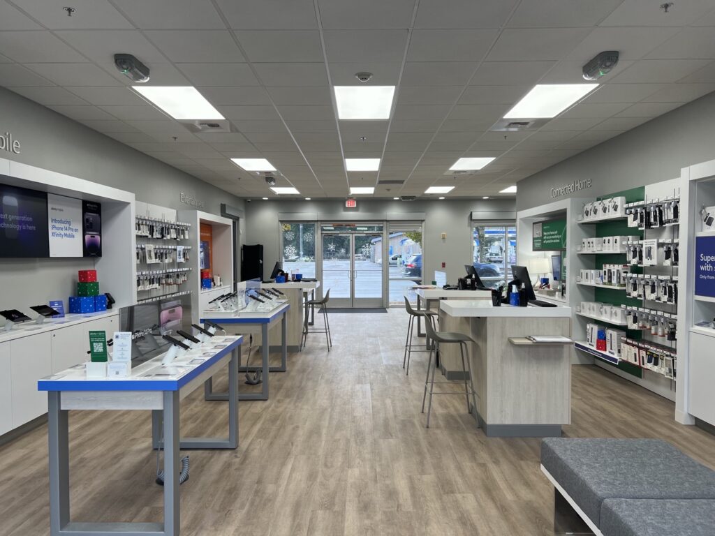 Comcast Opens New Xfinity Store in Lacey | Comcast Washington